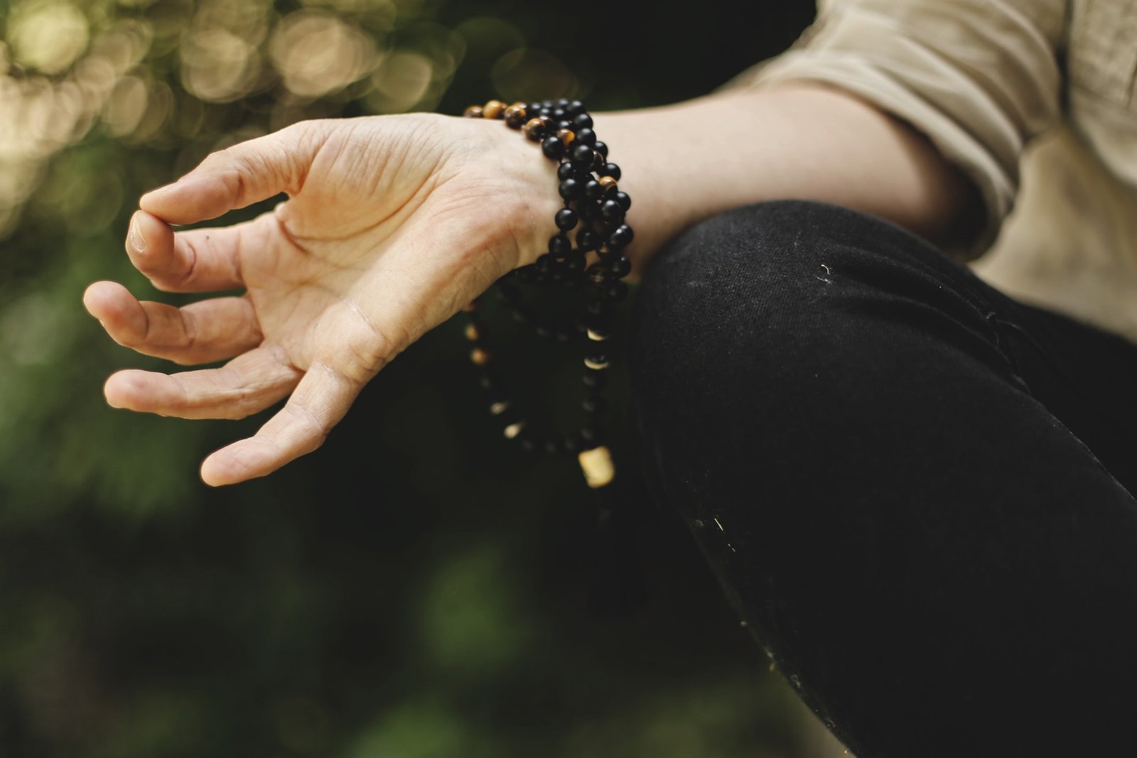 Gyan Mudra - Yoga Path